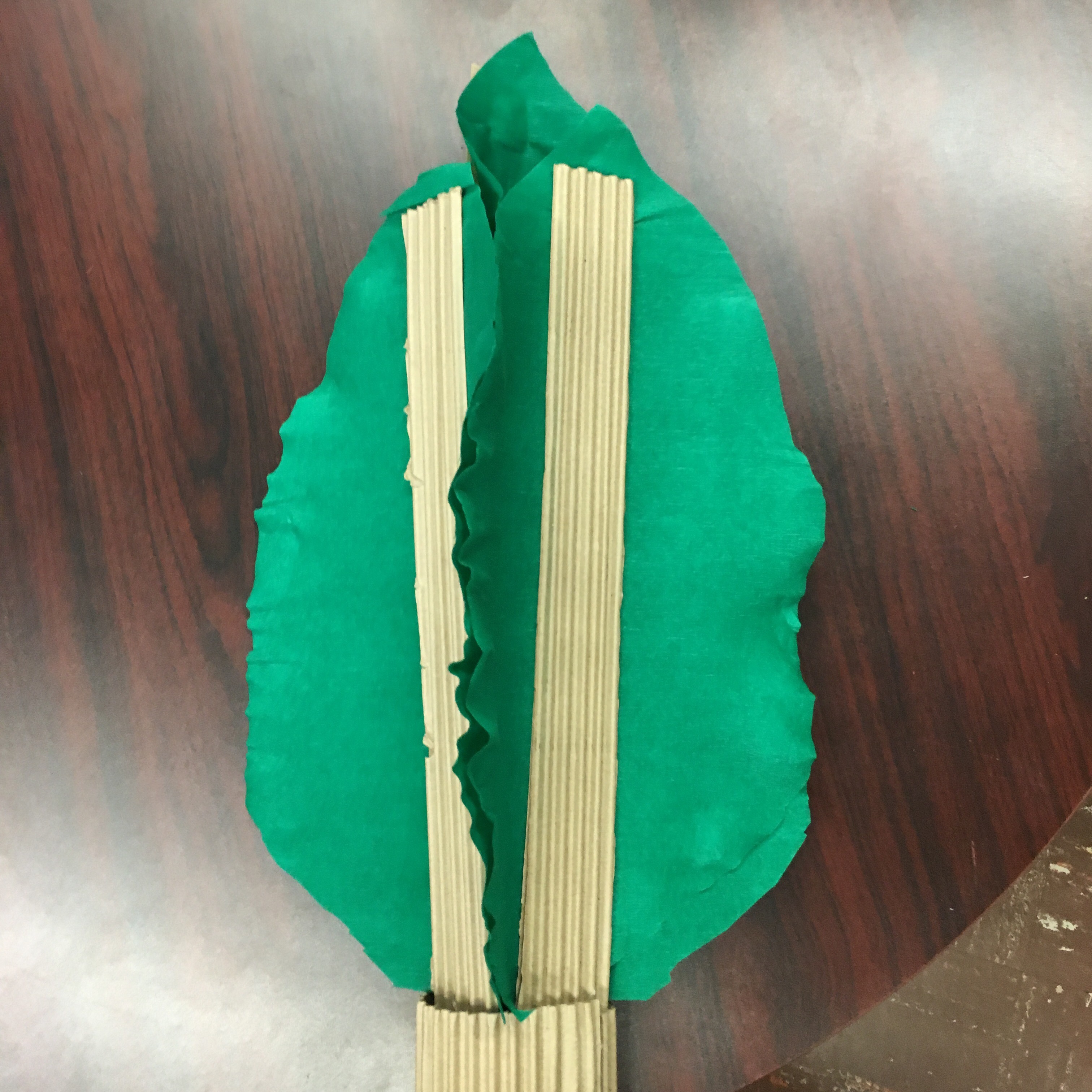 Easy DIY: Cardboard and Tissue Paper Palm Tree | Celebrate the Big & Small